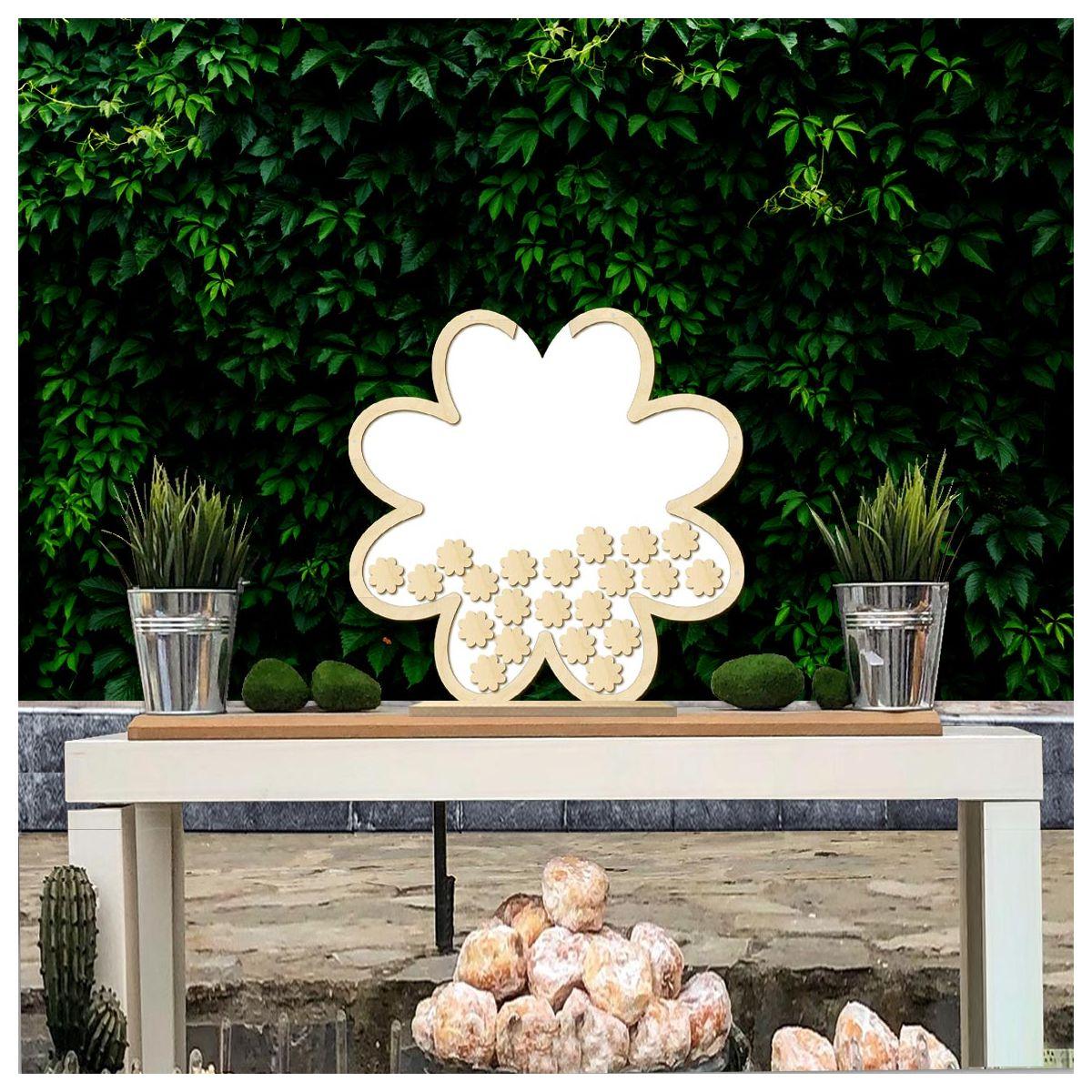 Daisy, wooden wishes board